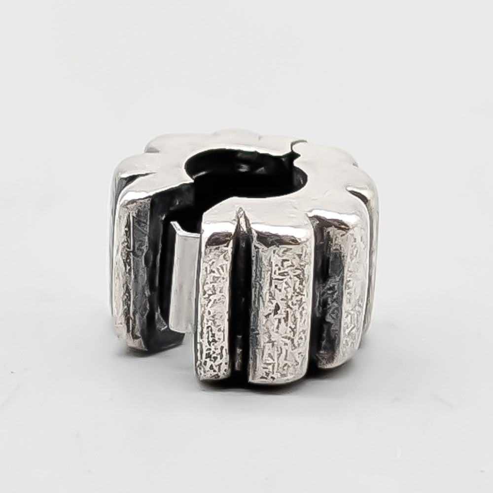 Pandora Berlock i Silver S925 1.95g 9mm – Pantit Marknad